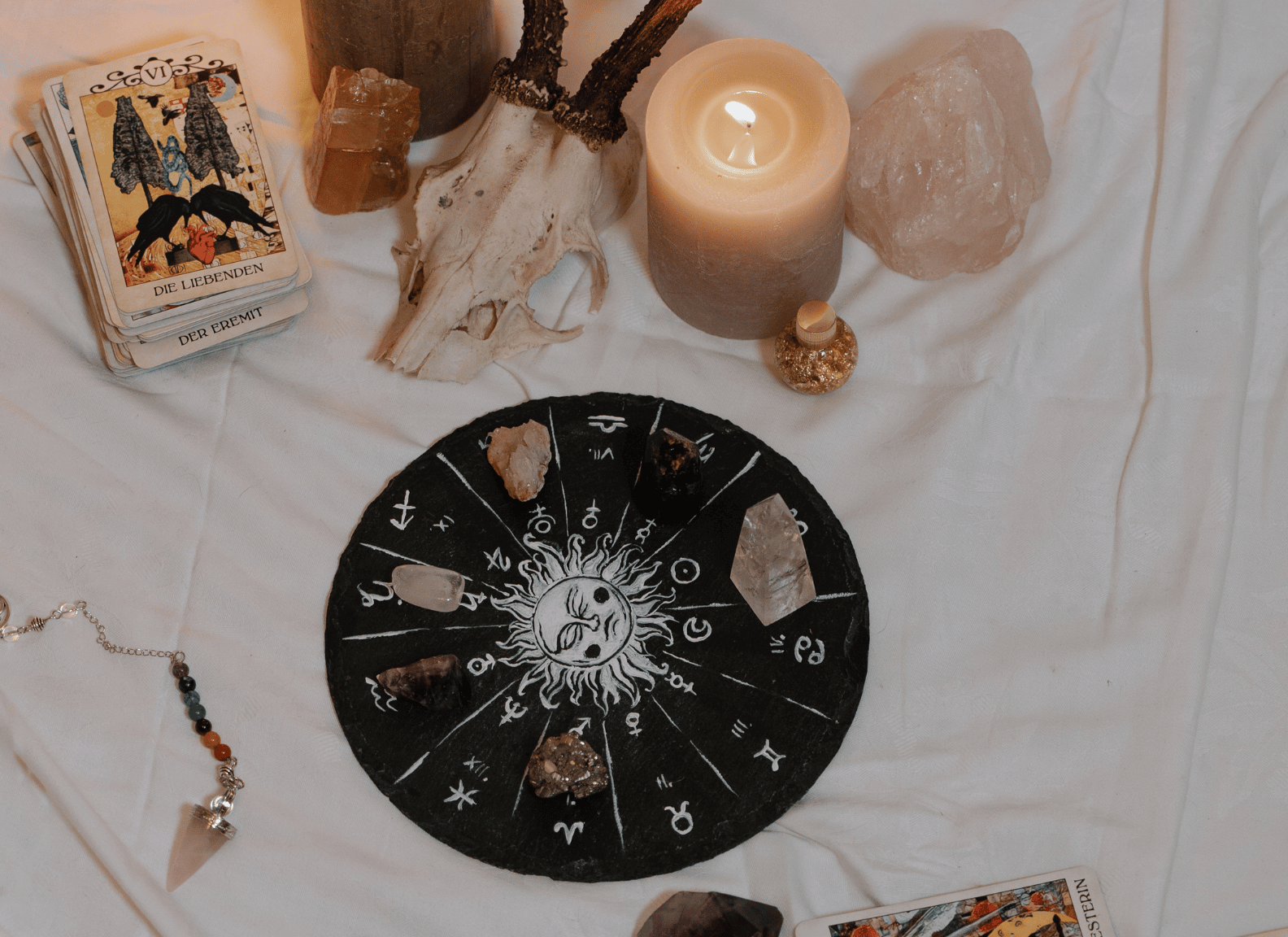 Astrology Hashtags To Grow Your Instagram & TikTok